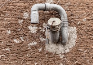 Cómo tapar una tubería de agua | Formas de ocultar cañerías